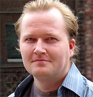 Kritiserer suksessroman – NRK Kultur og underholdning