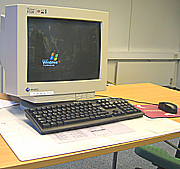 Eldre kjemper om datamaskiner – NRK Vestfold og Telemark – Lokale ...