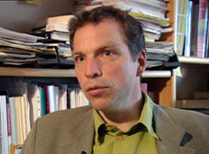 Fiskeolje fra okkupert vann – NRK Dokumentar